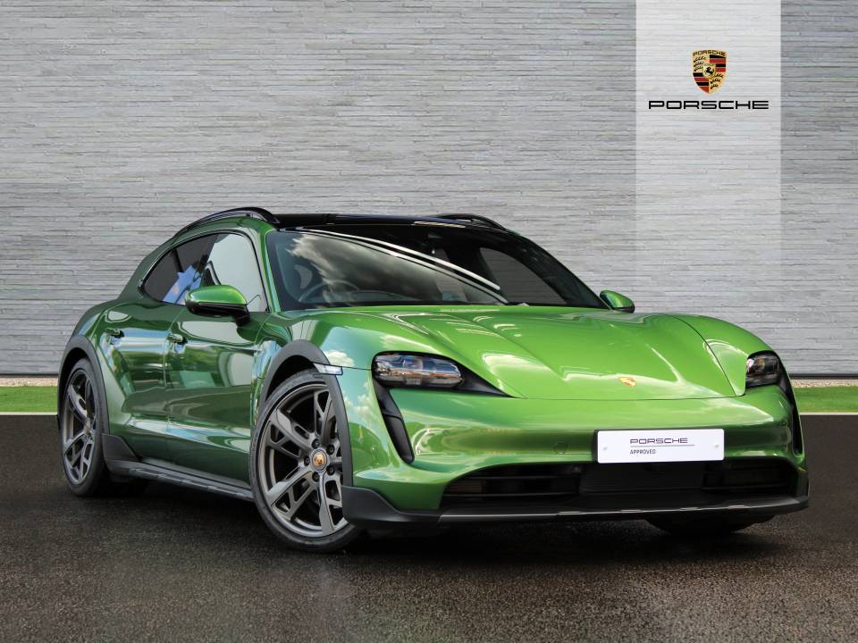 Buy Pre-Owned Porsche Taycan 4S Cross Turismo (MY22) at Porsche Centre York