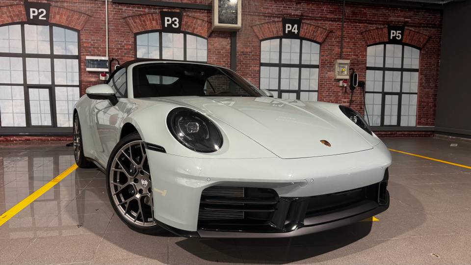 Compre el Porsche 911 Carrera Cabriolet de sus sueños en Centro Porsche ...
