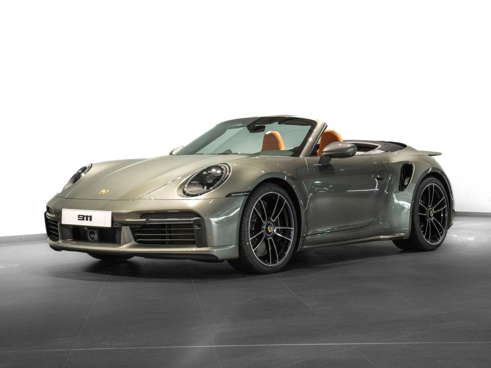 Porsche 911 Turbo S Cabriolet neu beim Porsche Zentrum Hofheim kaufen