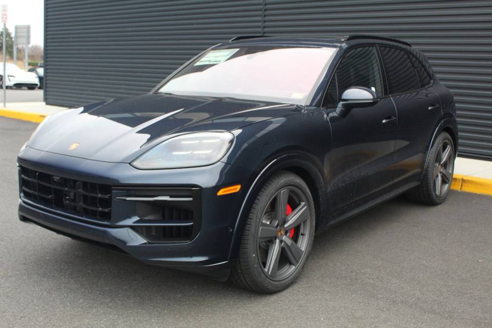 New Porsche Cayenne GTS for sale at Porsche Arlington
