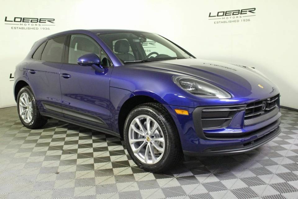 Buy new Porsche Macan at Porsche Lincolnwood