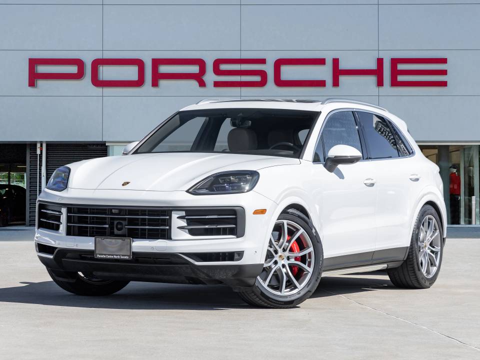 Used Porsche Cayenne S for sale at Porsche Centre North Toronto