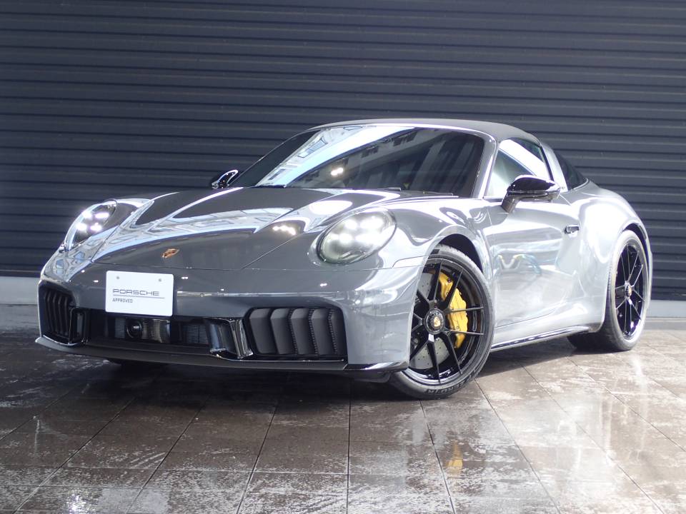 Porsche 911 Targa 4 GTS の中古車を PC福岡 福岡西認定中古車センターで購入