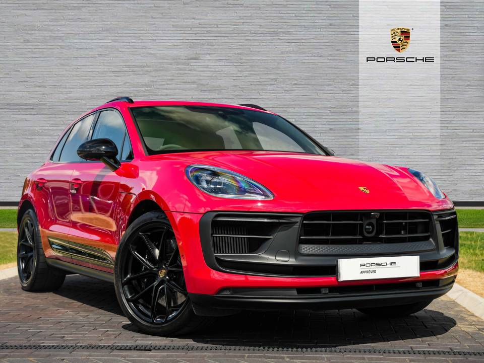 Buy Pre-Owned Porsche Macan GTS (MY23) at Porsche Centre East London