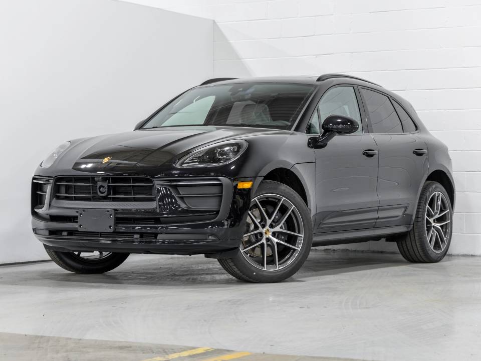 Achetez votre Porsche Macan d'occasion ou Porsche Centre Vaughan