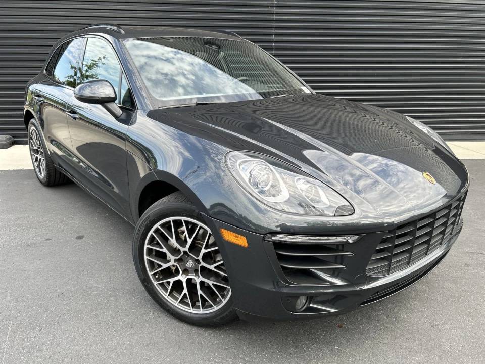 Buy used Porsche Macan S at Hendrick Porsche