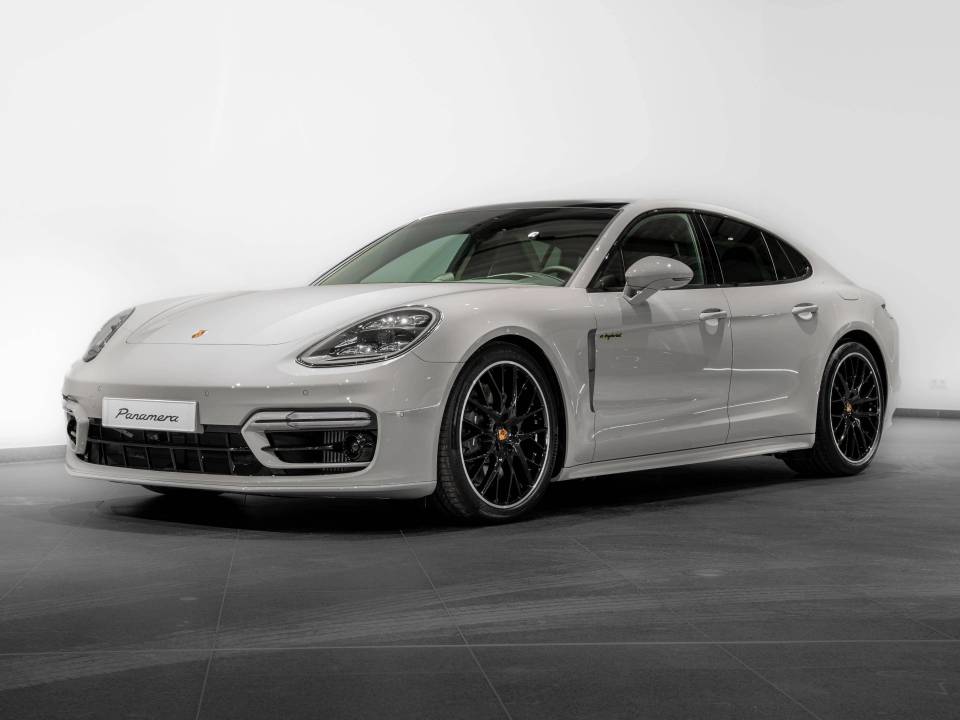 Porsche Panamera 4 E-Hybrid Platinum Edition neu beim Porsche Zentrum ...
