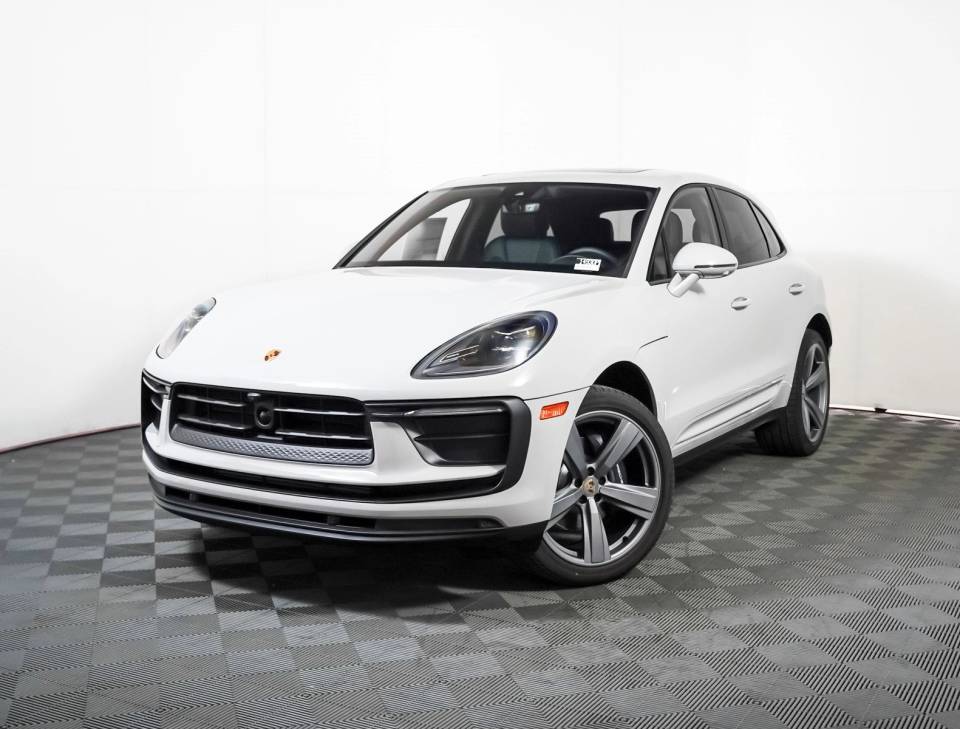 Buy new Porsche Macan at Porsche Riverside