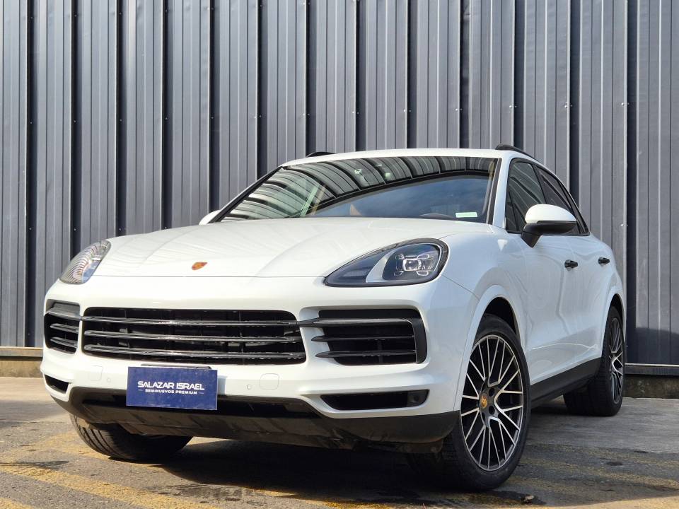 Compre el Porsche Cayenne (MY23) de sus sueños en Porsche Center Concepcion