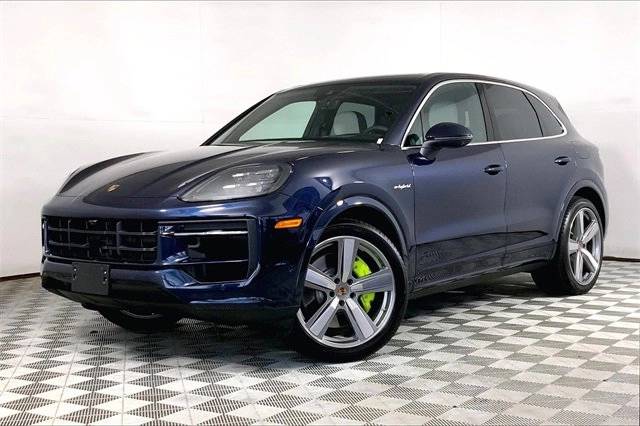 New Porsche Cayenne S E-Hybrid for sale at Porsche Hawaii