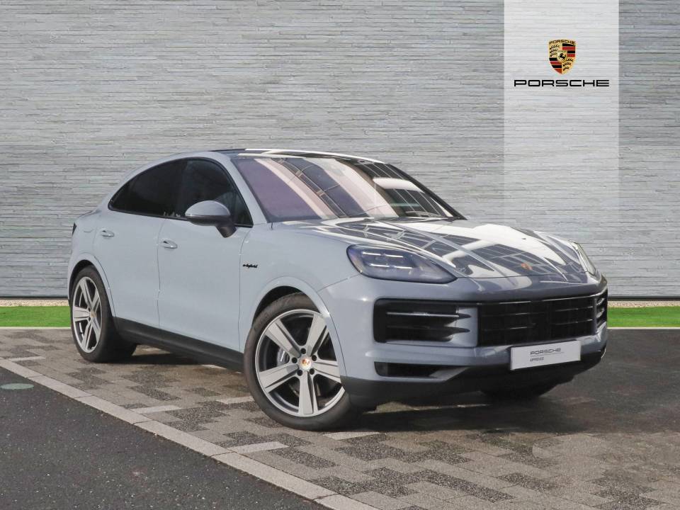Buy new Porsche Cayenne E-Hybrid Coupé at Porsche Centre Guildford