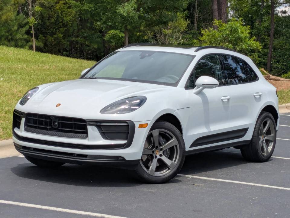 Used Porsche Macan for sale at Porsche Southpoint