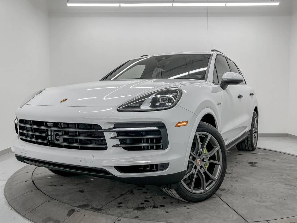 Buy new Porsche Cayenne E-Hybrid Platinum Edition at Porsche Centre ...