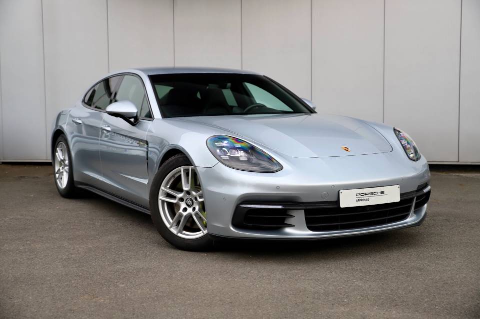 Koop gebruikte Panamera 4 E-Hybrid bij Porsche Centre East-Flanders