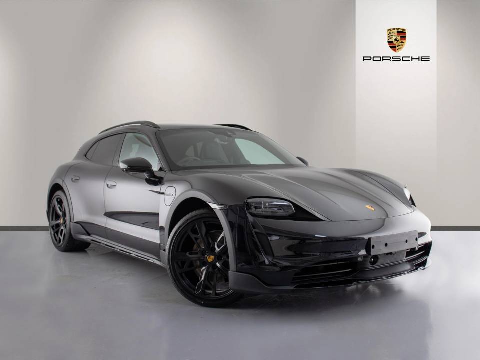 Buy Pre-Owned Porsche Taycan 4S Cross Turismo at Porsche Centre Tonbridge