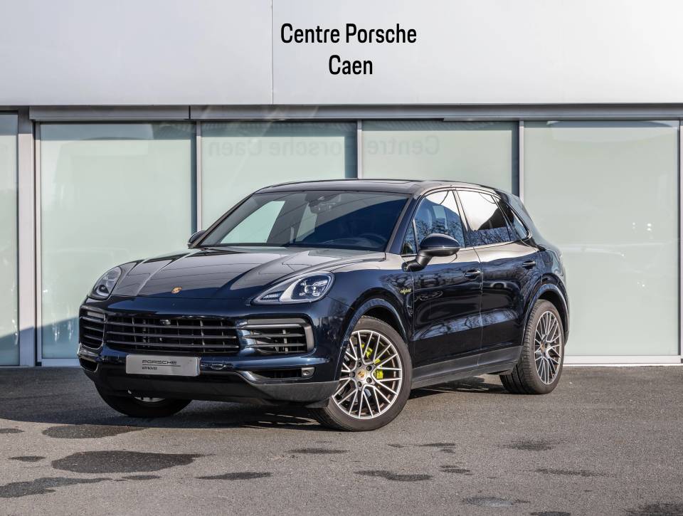 Achetez votre Porsche Cayenne E-Hybrid Platinum Edition (MY23) d ...