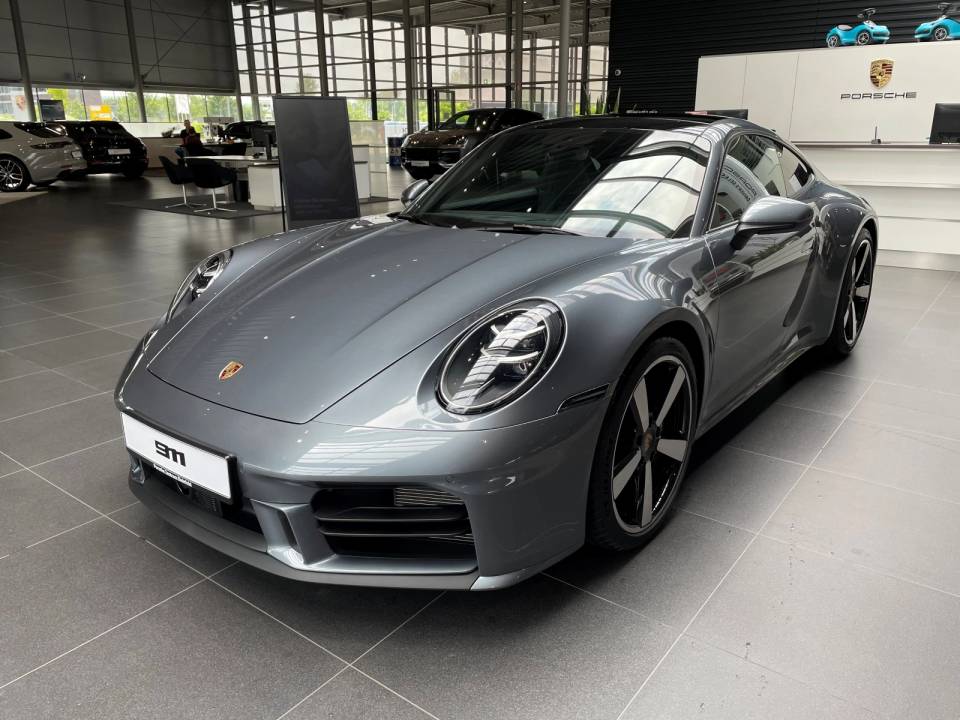 Porsche 911 Carrera neu beim Porsche Zentrum Bielefeld kaufen