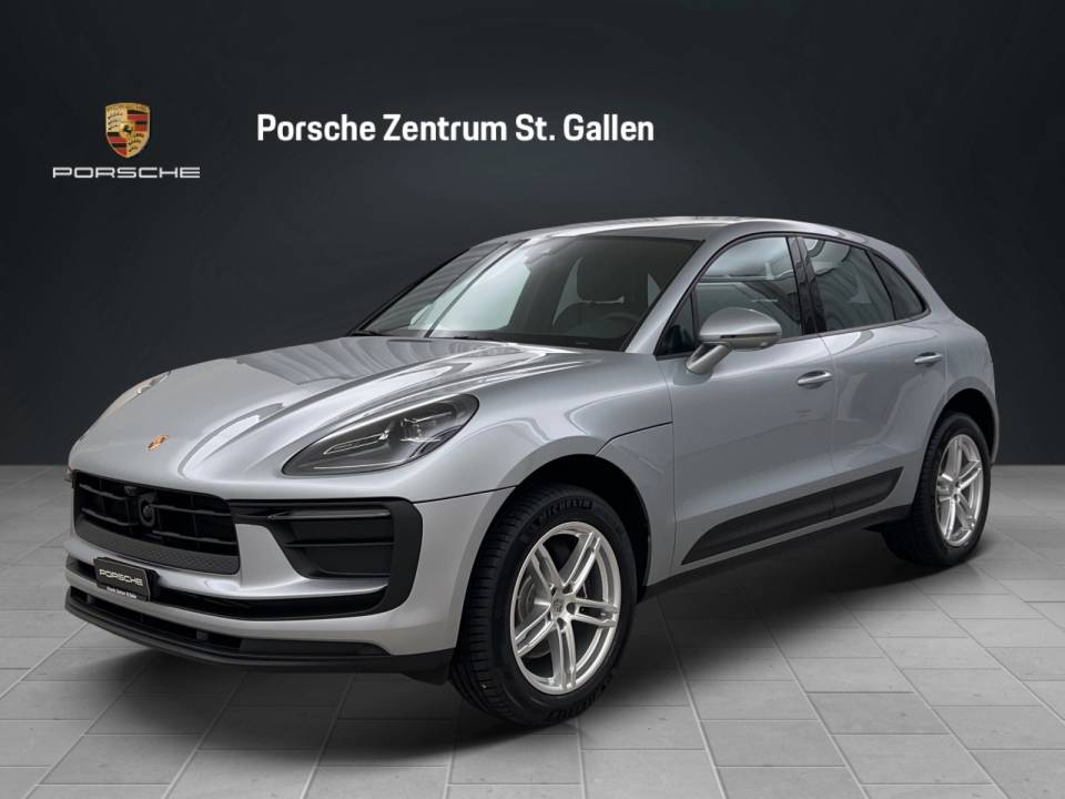 Porsche Macan neu beim Porsche Zentrum St. Gallen kaufen