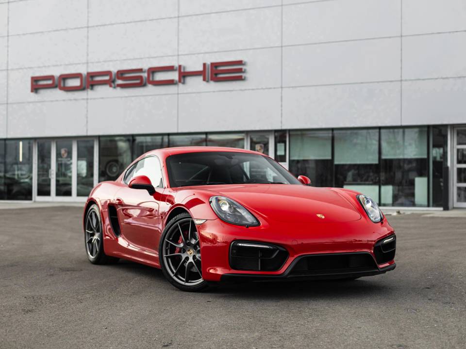 Buy used Porsche Cayman GTS at Porsche Centre Kelowna