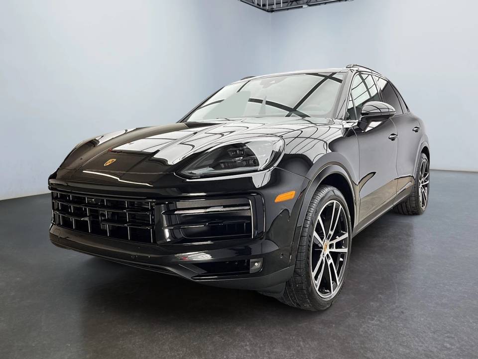 Buy new Porsche The New Cayenne at Porsche Centre Lauzon