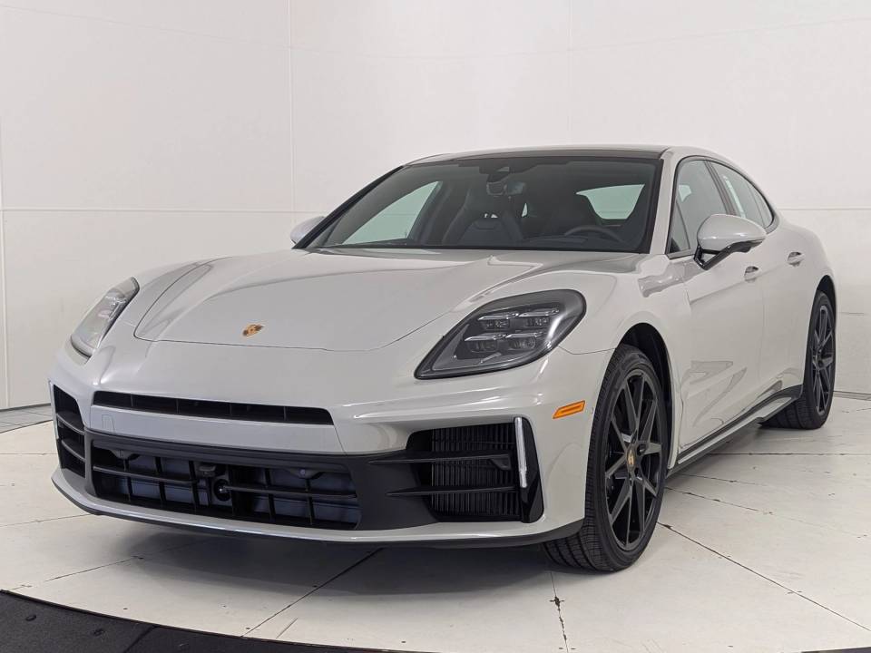 New Porsche Panamera 4 for sale at Porsche Silver Spring