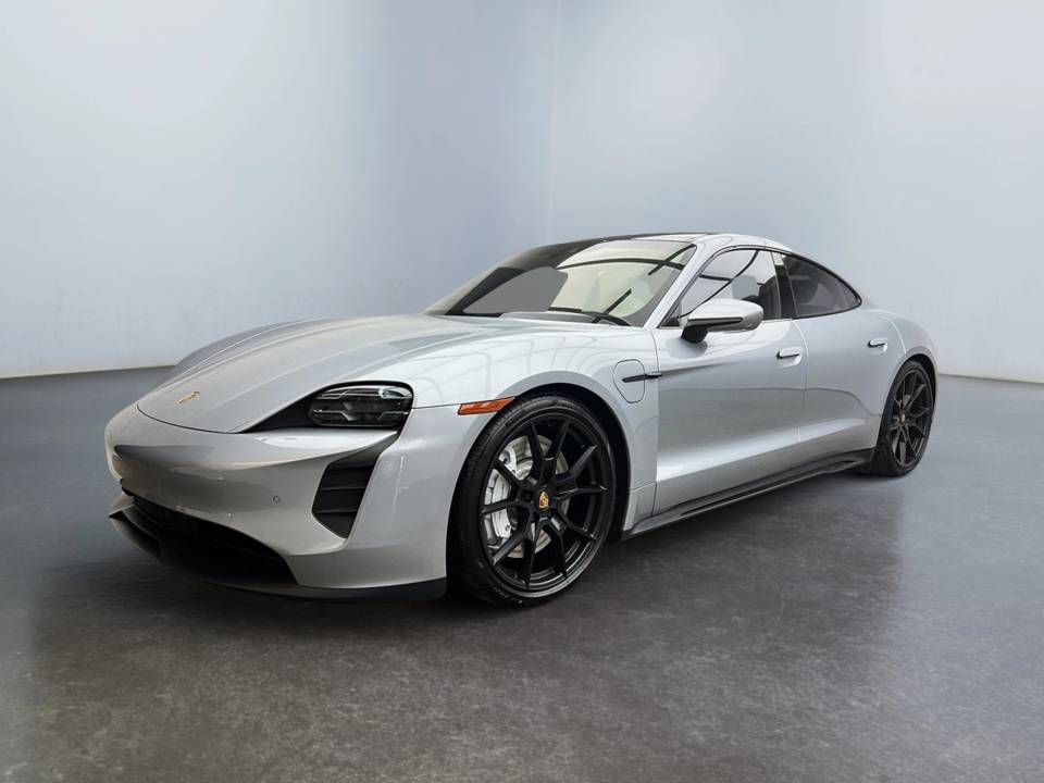 Used Porsche Taycan GTS (2024) for sale at Porsche Centre Lauzon