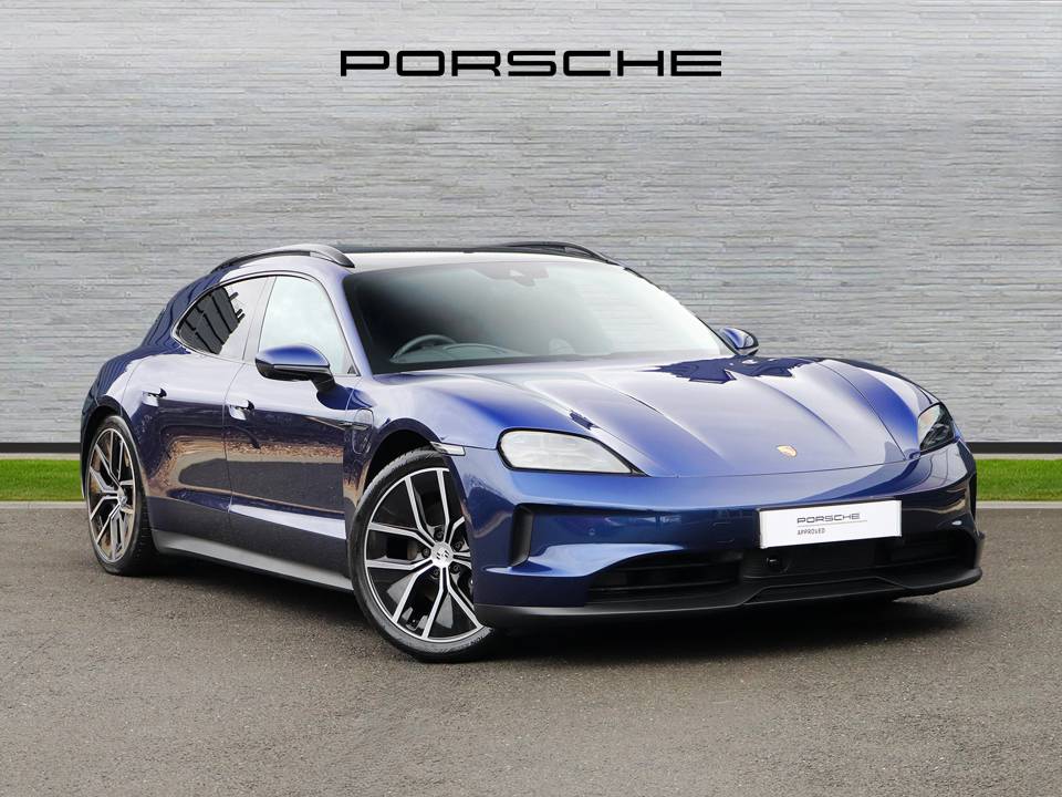 Used Porsche Taycan Sport Turismo for sale at Porsche Centre Silverstone