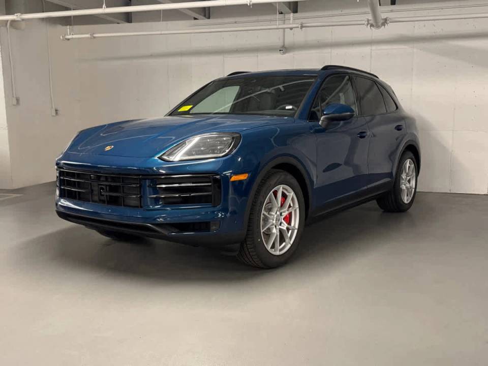 New Porsche Cayenne S for sale at Porsche Burlington