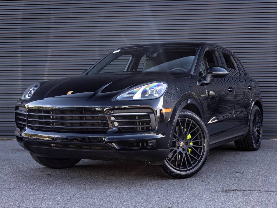 Used Porsche Cayenne E-Hybrid Platinum Edition (MY23) for sale at ...