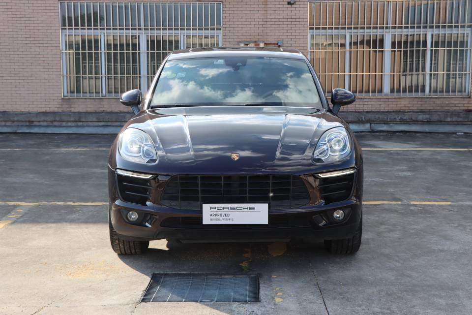 Used Porsche Macan for sale at Porsche Centre Dongguan Liaobu