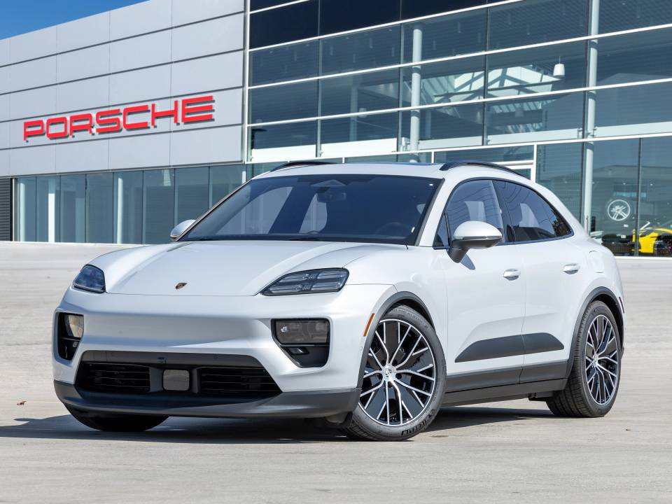 Used Porsche Macan 4 Electric for sale at Porsche Centre Markham