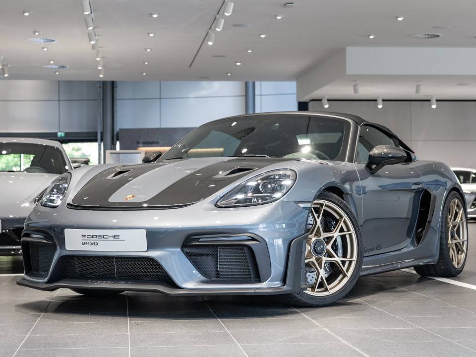 Porsche 718 Spyder RS gebraucht beim Porsche Zentrum Lübeck kaufen