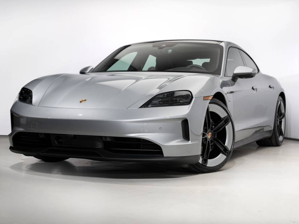 Achetez votre Porsche Taycan 4S neuve au Porsche Prestige