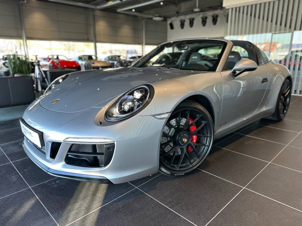 Porsche 911 Targa 4 GTS gebraucht beim Porsche Zentrum Hegau-Bodensee ...