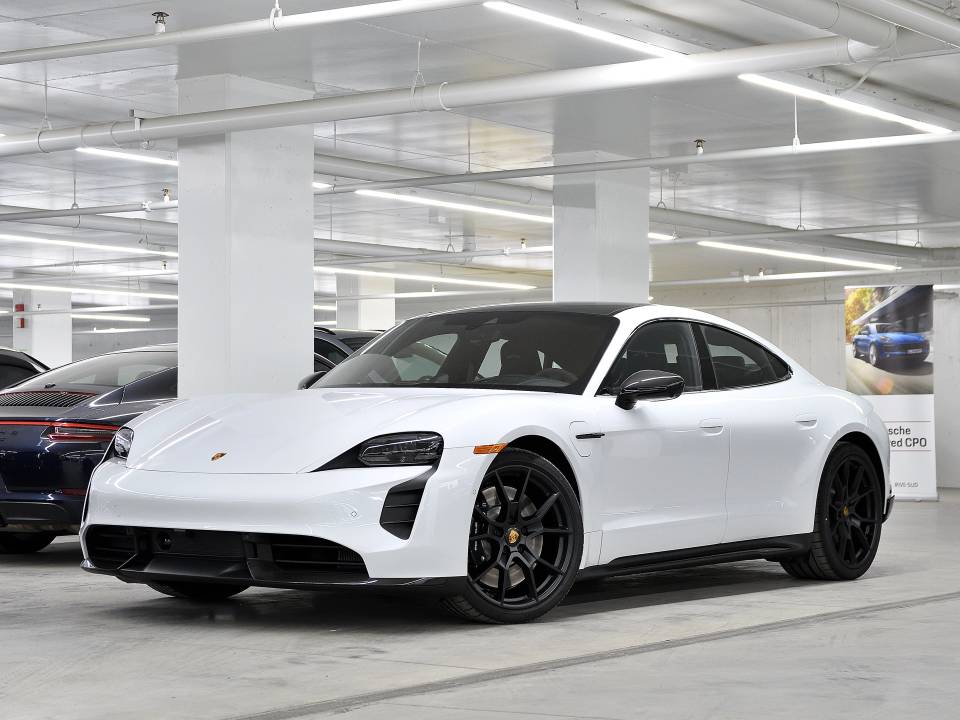Buy new Porsche Taycan GTS at Porsche Centre Rive-Sud