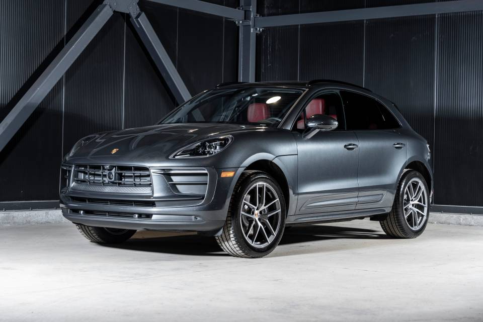 Achetez un Porsche Macan neufs ou dans votre Porsche Centre Québec
