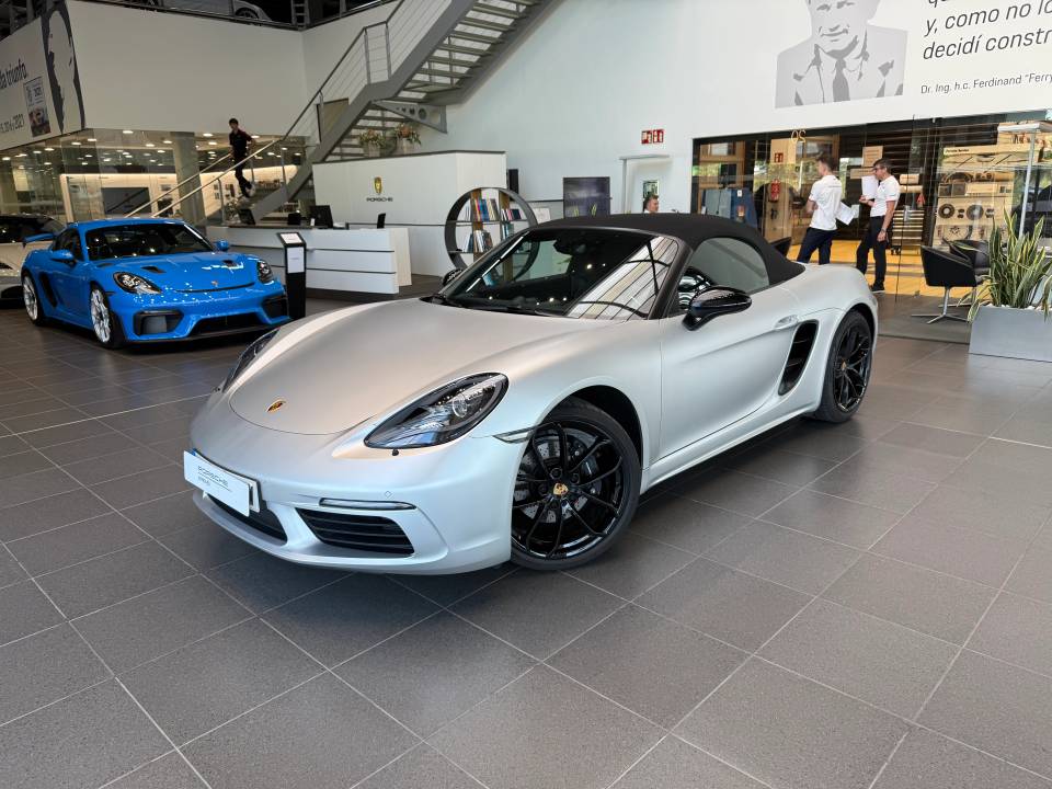 Compre el Porsche 718 Boxster Style Edition (MY24) de sus sueños en ...