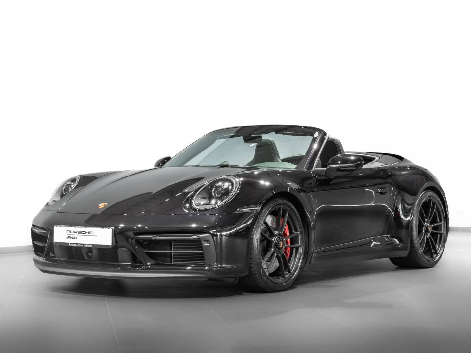 Porsche 911 Carrera 4 GTS Cabriolet gebraucht beim Porsche Zentrum ...