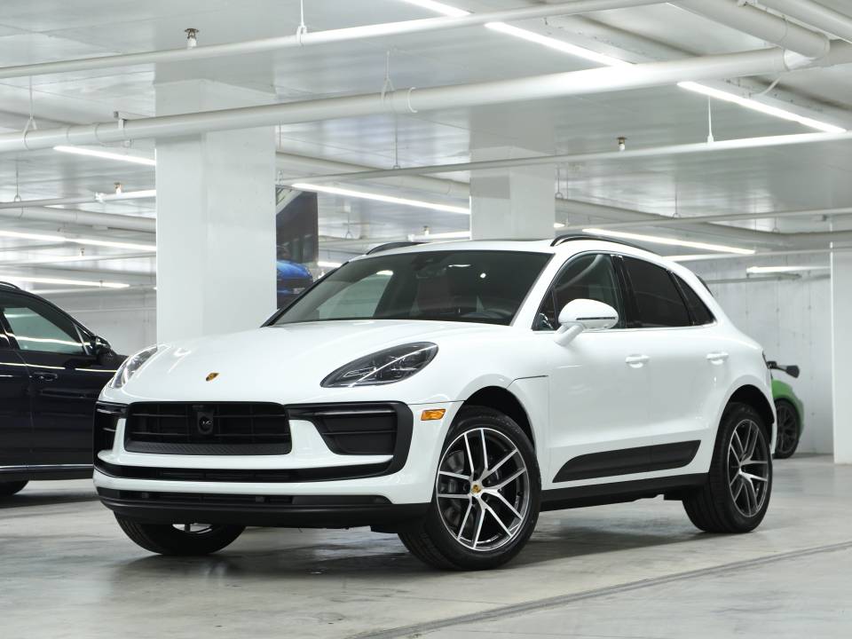 New Porsche Macan for sale at Porsche Centre Rive-Sud