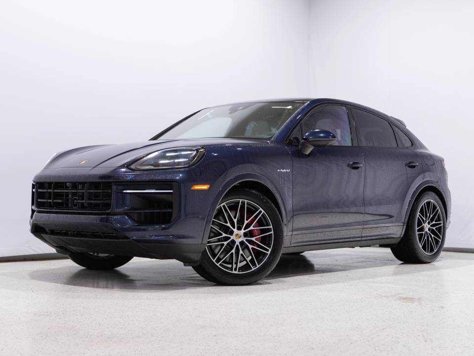 New Porsche Cayenne S E-Hybrid Coupe for sale at Porsche Centre Oakville