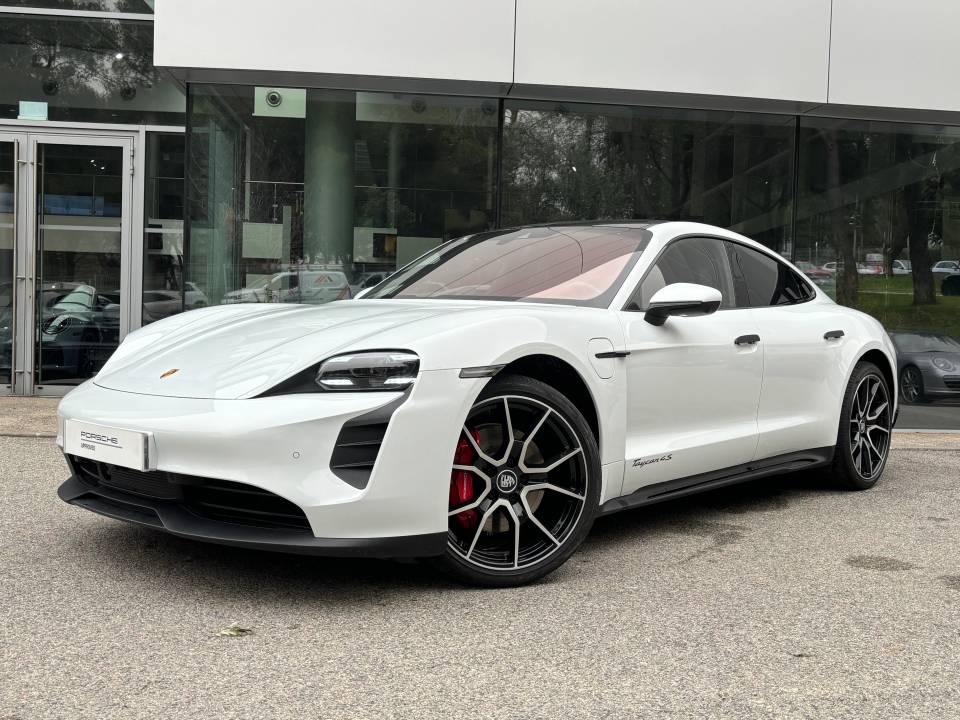 Achetez un Porsche Taycan 4S d'occasion ou dans votre Centre Porsche ...