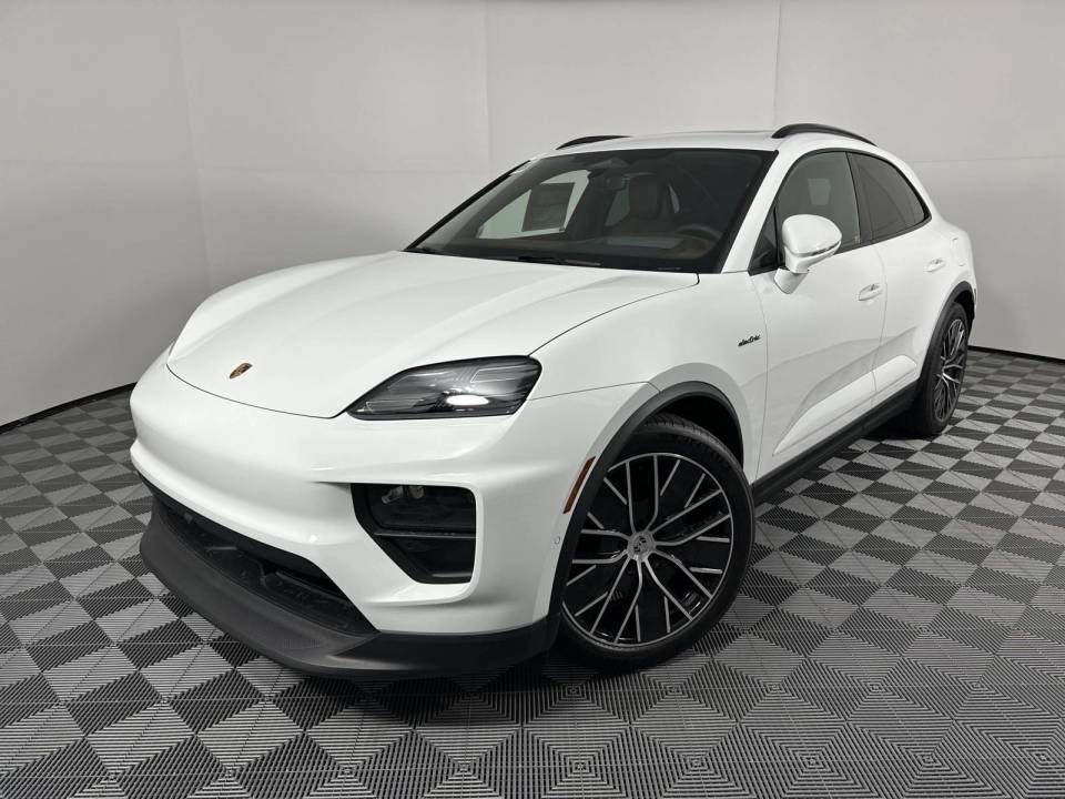 New Porsche Macan 4 Electric for sale at Porsche River Oaks