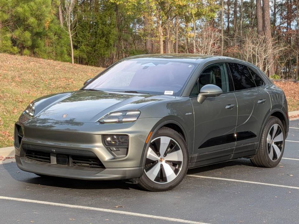 Used Porsche Macan Electric for sale at Porsche Southpoint