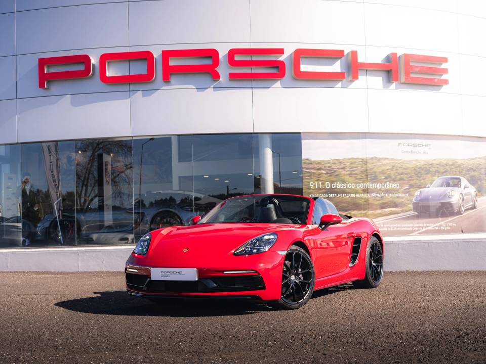 Compre um 718 Boxster Style Edition de re-estreio no Centro Porsche Leiria