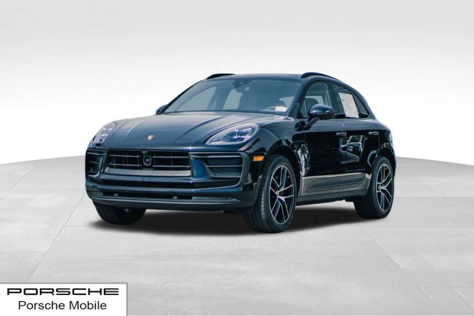 Buy used Porsche Macan at Porsche Mobile