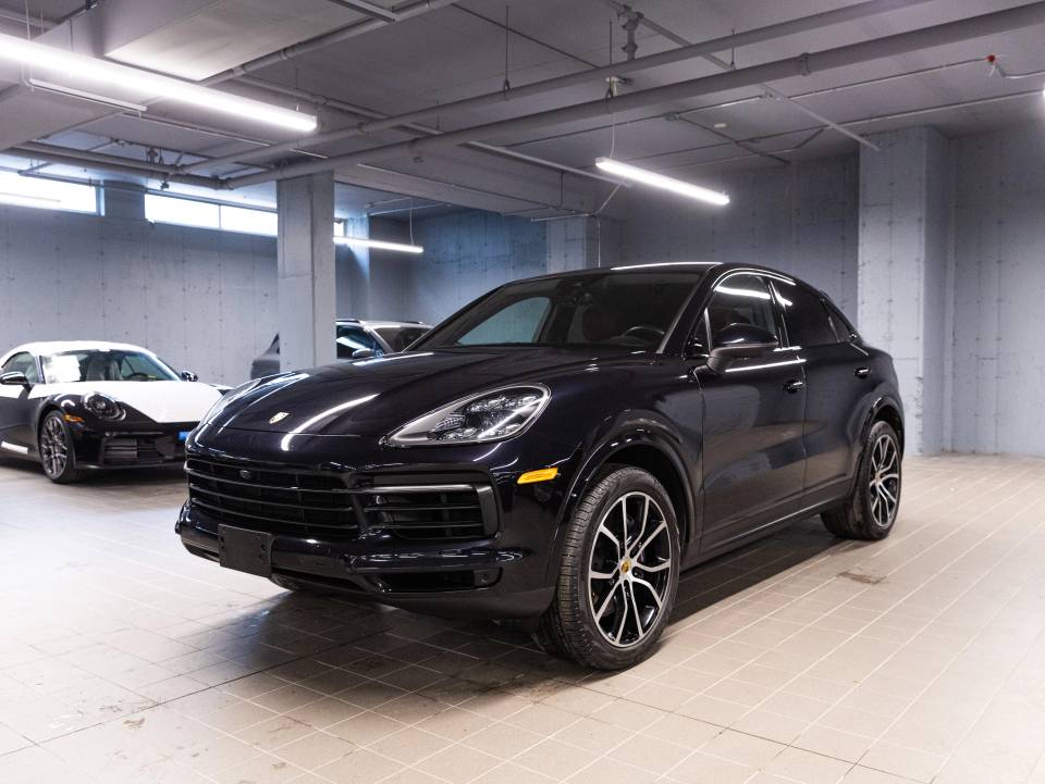 Used Porsche Cayenne Coupé for sale at Porsche Centre West Island