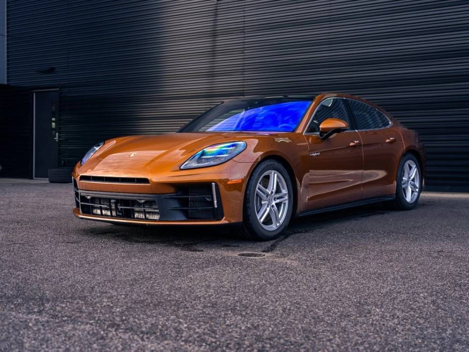 New Porsche Panamera 4 E-Hybrid for sale at Porsche Mobile