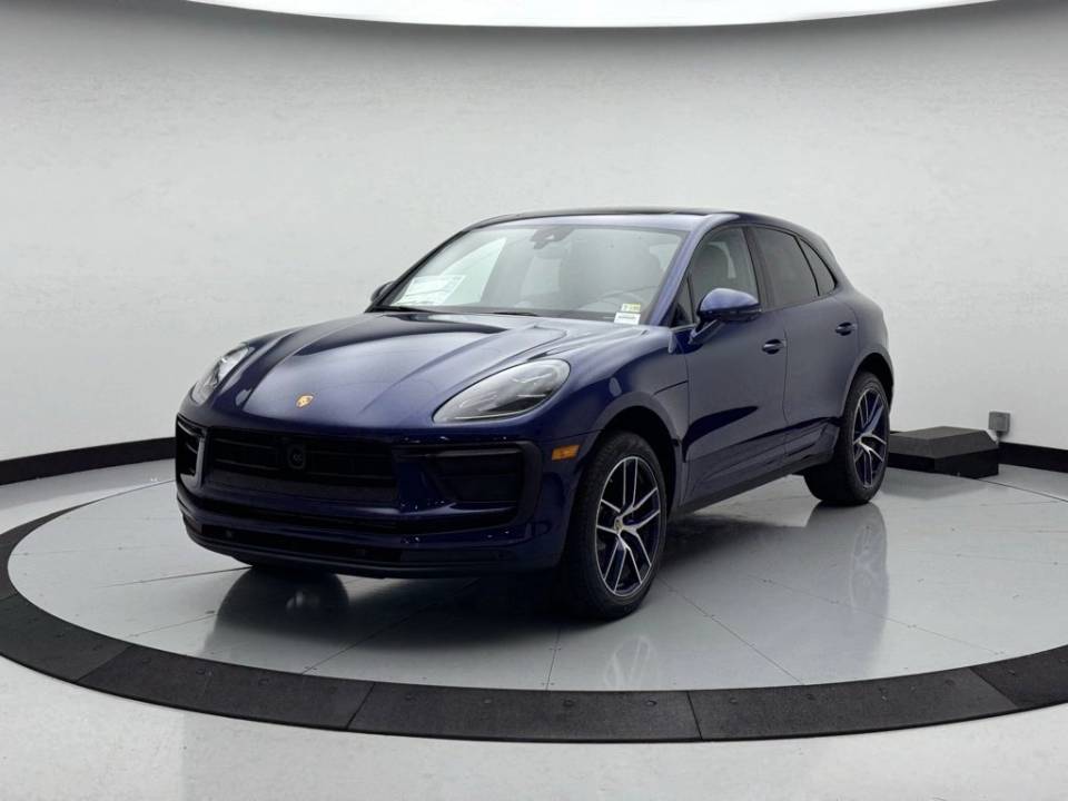 Buy new Porsche Macan at Porsche Chantilly