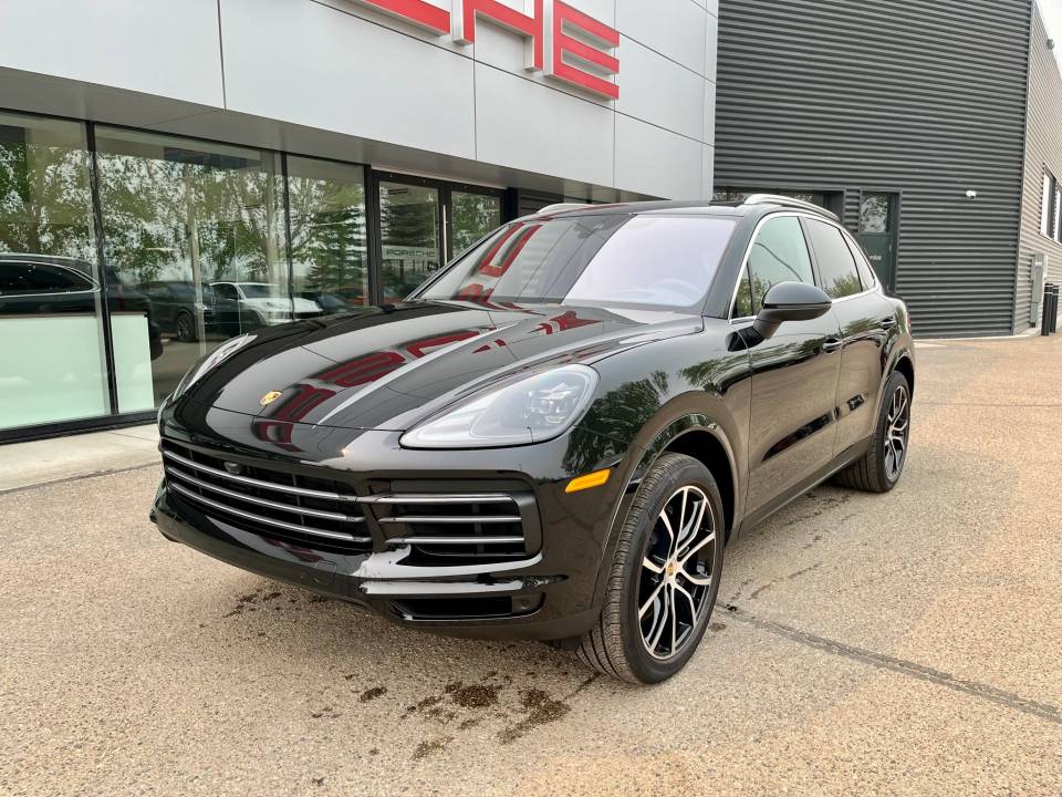 Buy used Porsche Cayenne at Porsche Centre Saskatchewan
