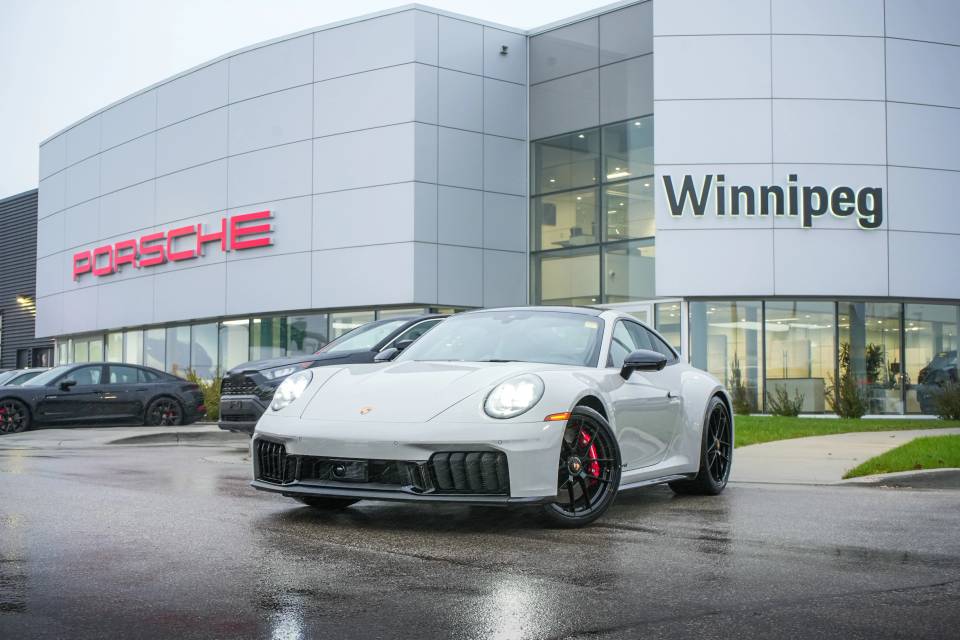 Achetez votre Porsche 911 Carrera GTS neuve au Porsche Centre Winnipeg